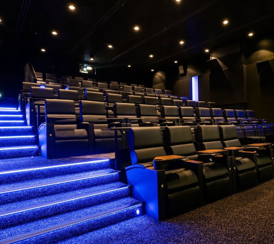 Premium-salit | Finnkino | IMAX, iSense, LUXE ja Maxim